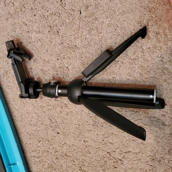 Wevon | Cameras, Photo & Video | Remote Control Tripod 4 Camera Holder ...